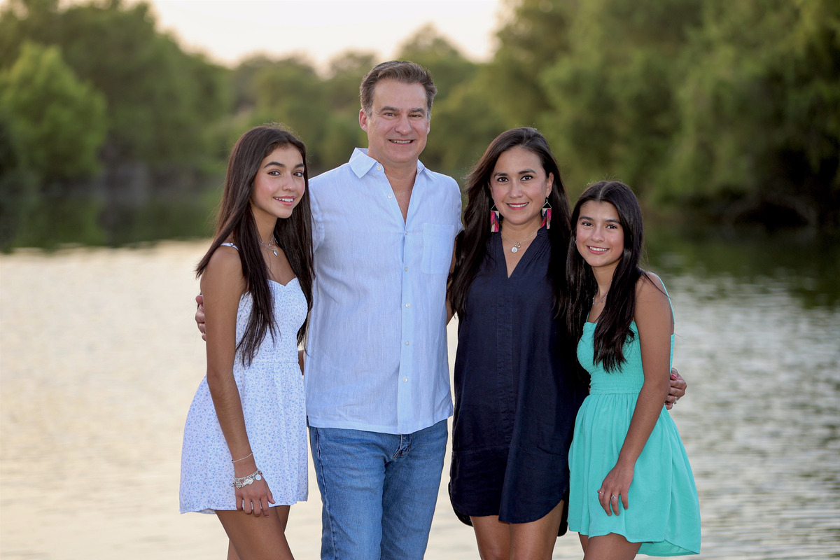 Vote Roland Gutierrez for US Senate